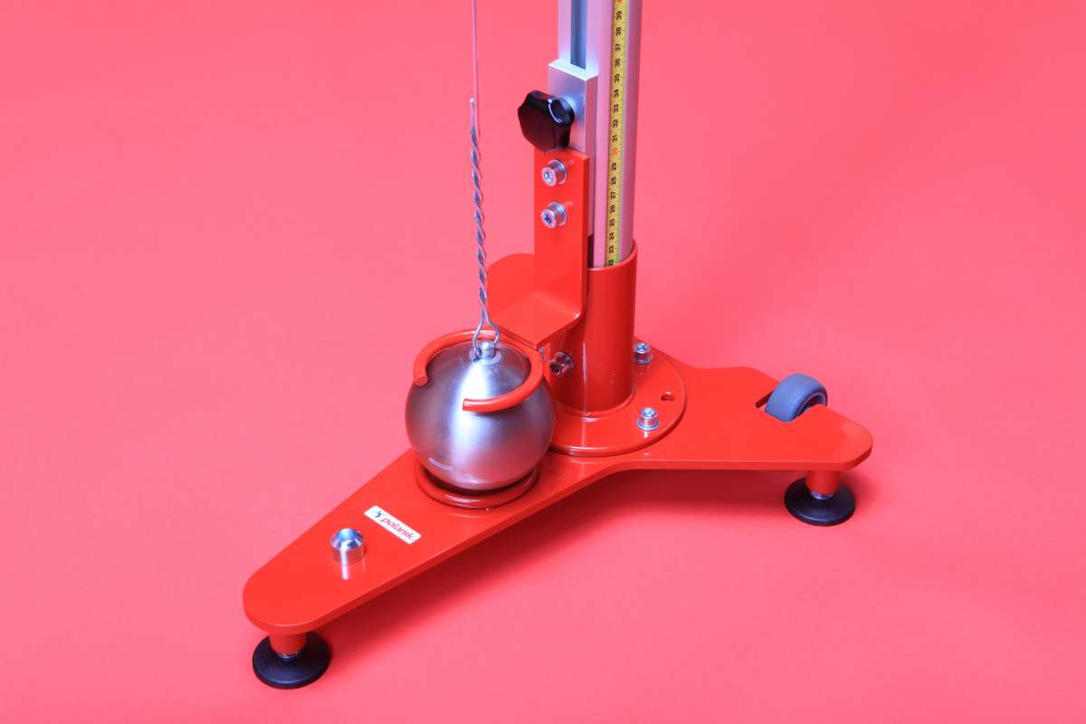 Throwing Hammer Testing Device by Polanik | HaeSt Sporting Equipment