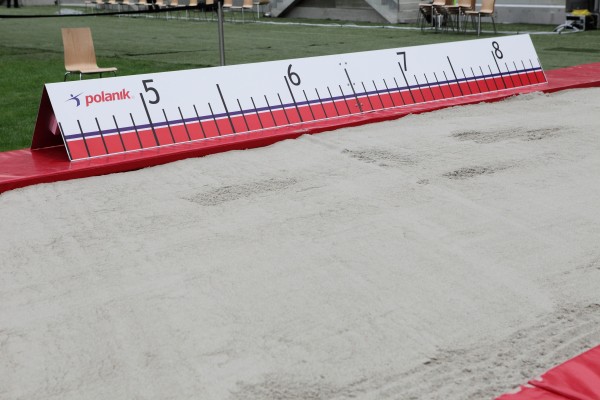 Long Jump Distance Indicator by Polanik - Aluminium | HaeSt Sporting ...